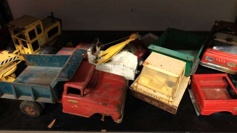 Lot of Vintage Pressed Steel Toy Trucks By Structo, Tonka Etc. - Dixon ...