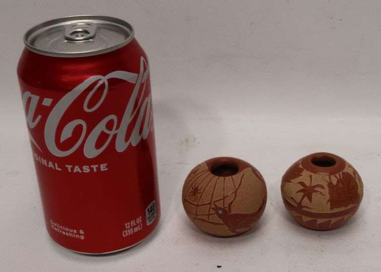 2 Vintage Native American Seed Pots-Tsigowanu & Tom Tapia - Dixon's ...