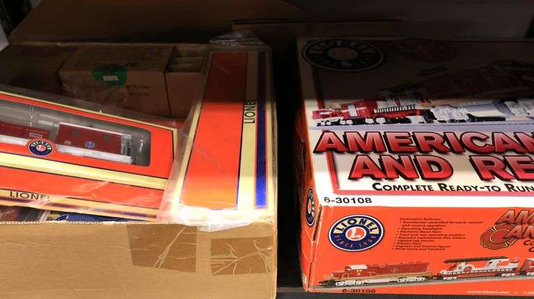Lot of Lionel Train Cars & American Fire & Rescue Set - Dixon's Auction ...