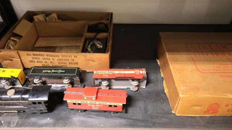 Lot of Vintage Model Railroad Trains By Louis Marx - Dixon's Auction at ...