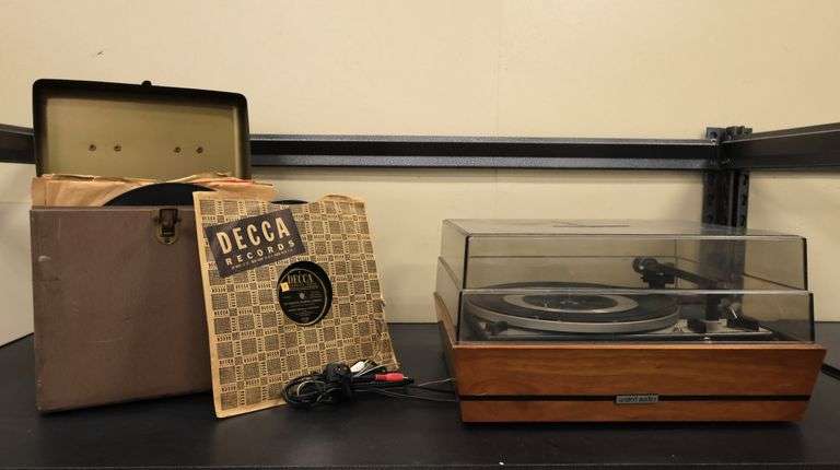 Vintage United Audio Turntable & Box of Old Records, Decca Etc. - Dixon ...