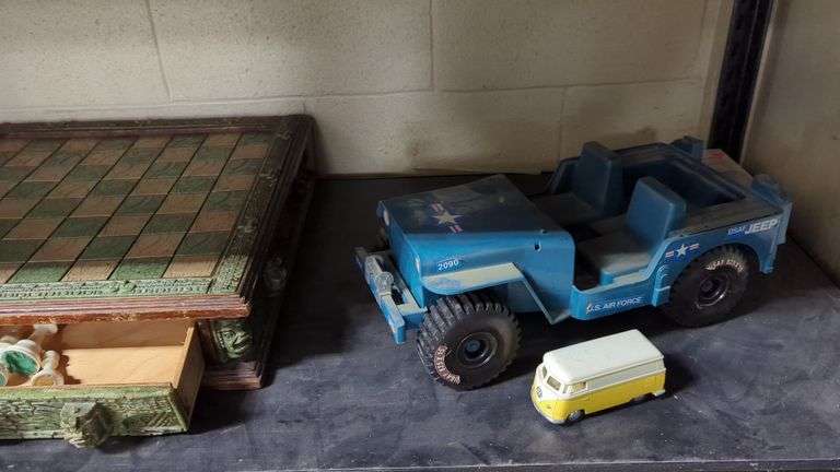 Lot Vintage Gi Joe Type Army Jeep, Chess Set with Pieces - Dixon's ...