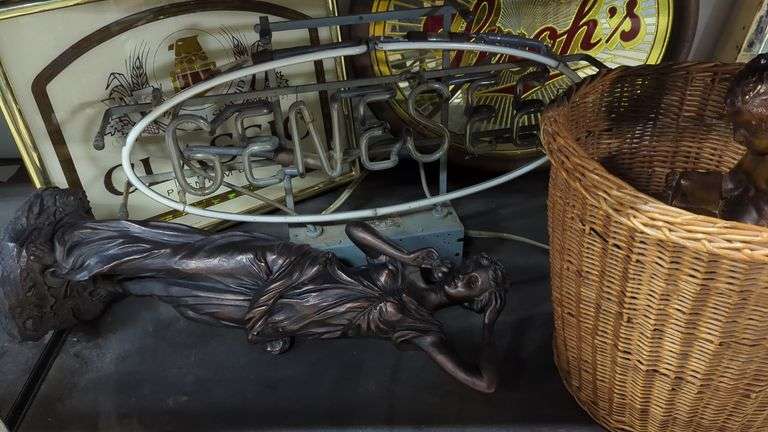 Genesee Neon Sign (Untested), Sculptures, Vintage Beer Advertising ...
