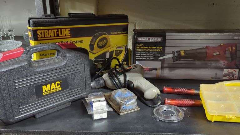 Lot of Hand Power Tools & Hardware, Reciprocating Saw, Drills Etc ...