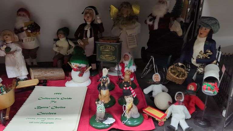 Vintage Byers Choice Caroler Figures, Animals & Christmas Decor - Dixon ...