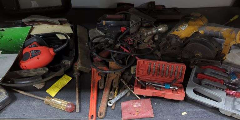 Lot of Vintage Hand & Power Tools - Dixon's Auction at Crumpton