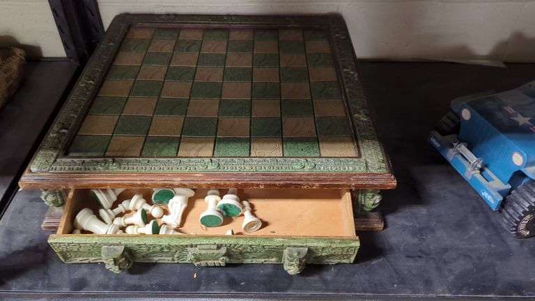 Lot Vintage Gi Joe Type Army Jeep, Chess Set with Pieces - Dixon's ...