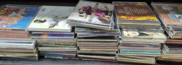 Lot of Music CD's - Dixon's Auction at Crumpton