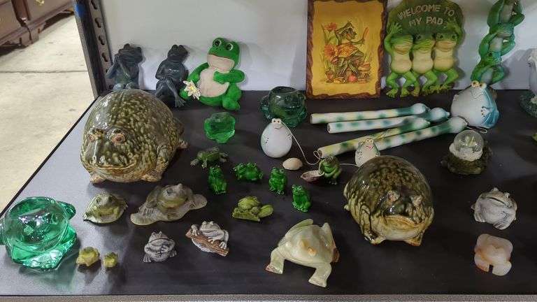 Collection of Frog Themed Decor - Dixon's Auction at Crumpton