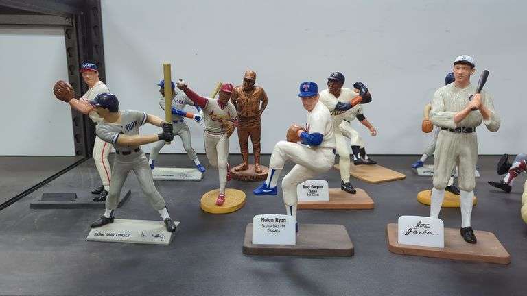 Collection of Baseball Player Figurines - Dixon's Auction at Crumpton