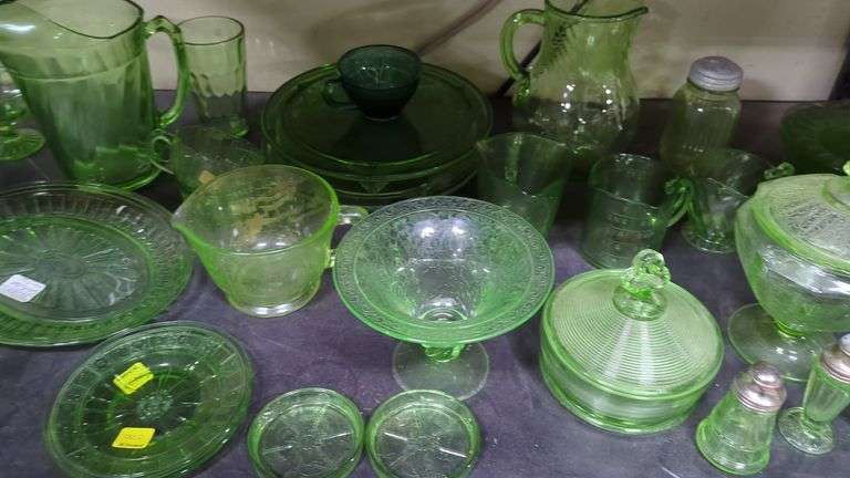 Lot Vintage Green Depression Glass Dishes - Dixon's Auction at Crumpton