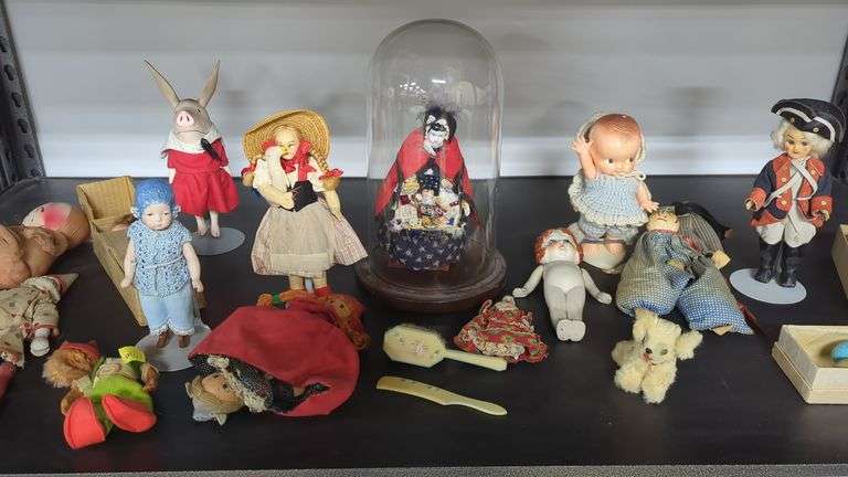Lot of Vintage Dolls, Schoenhut Clown Etc. - Dixon's Auction at Crumpton