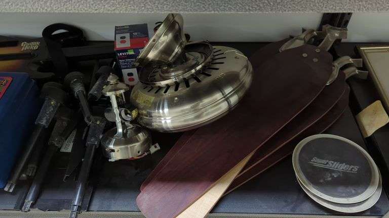 Lot Ceiling Fan, Empty Car Carrier Case, Guitar Hero Guitar Etc ...