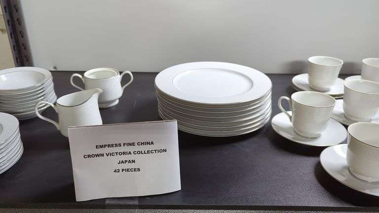 (42)Pieces Japanese Empress Fine China Crown Victoria Collection ...