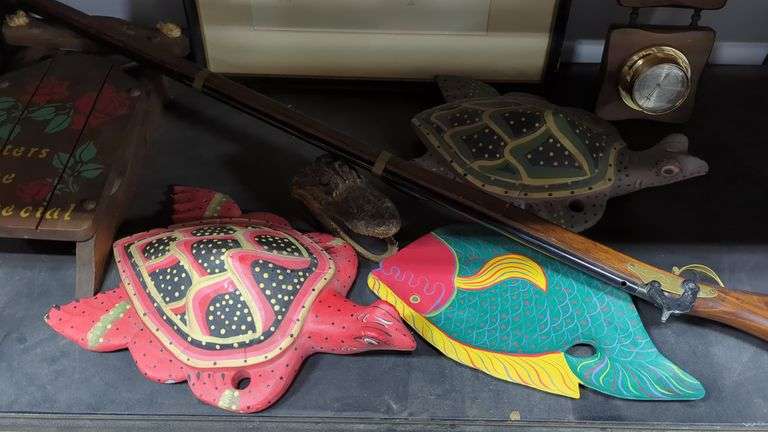 Lot Toy Musket, Wood Carved & Painted Fish & Turtle Etc. - Dixon's ...