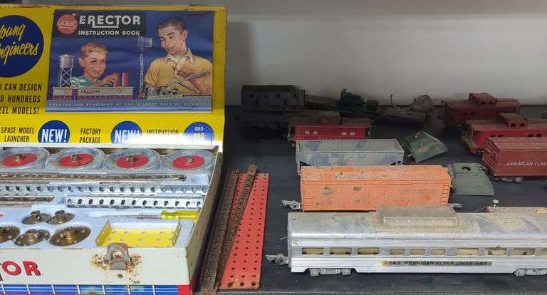 Lot Vintage Erector Set & American Flyer Train Cars Etc. - Dixon's ...