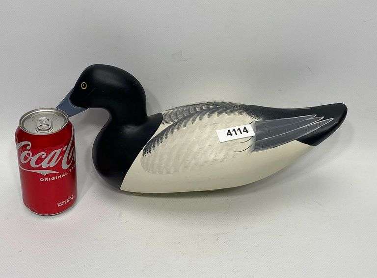 Dave Walker Bluebill Duck Decoy - Dixon's Auction at Crumpton