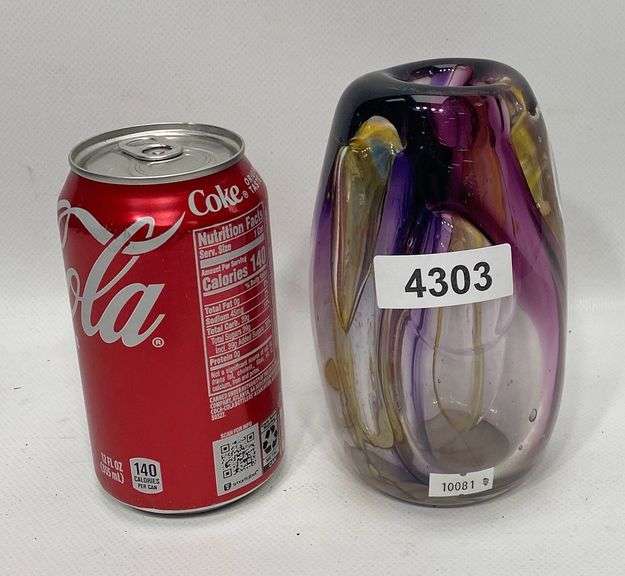 Michael Baylen Art Glass Vase - Dixon's Auction at Crumpton