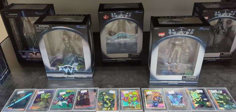 Lot of Westworld & Tron Action Figures in Boxes - Dixon's Auction at ...