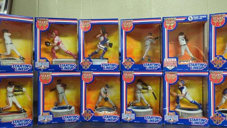 (12) Starting Lineup Stadium Stars Baseball Action Figures - Dixon's ...