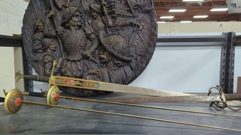 Conquistador Wall Plaque, Fencing & Medieval Swords - Dixon's Auction ...