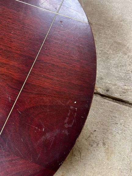 MCM Round Coffee Table, Scratches - Dixon's Auction at Crumpton