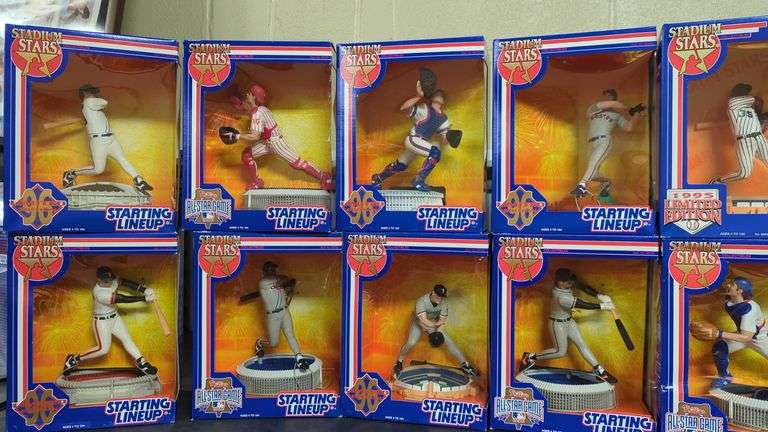(12) Starting Lineup Stadium Stars Baseball Action Figures - Dixon's ...