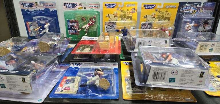 Lot of Vintage Starting Lineup Sports Action Figures - Dixon's Auction ...