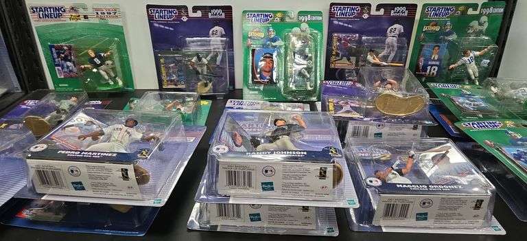 Lot of Vintage Starting Lineup Sports Action Figures - Dixon's Auction ...