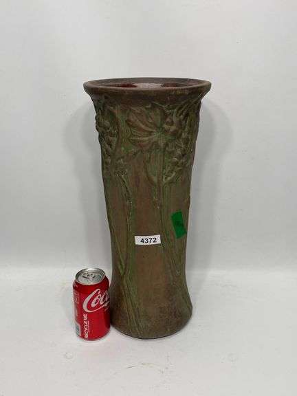 Antique Peters & Reed Art Pottery Vase - Dixon's Auction at Crumpton