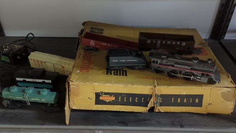 Lot Vintage Allstate Train Set, Box Etc. - Dixon's Auction at Crumpton