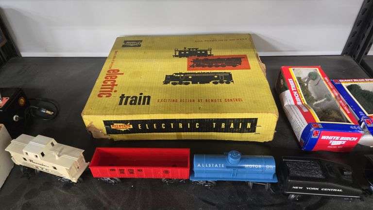 Vintage Allstate Electric Train Set in Box - Dixon's Auction at Crumpton