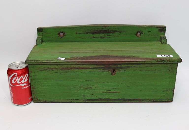 Primitive Green Painted Wall Box - Dixon's Auction at Crumpton