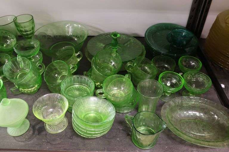 Lot of Vintage Green Depression Glass Dishes - Dixon's Auction at Crumpton