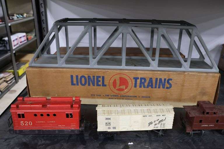 Lot Vintage Model Railroad Train Cars By Lionel + Trestle Bridge ...
