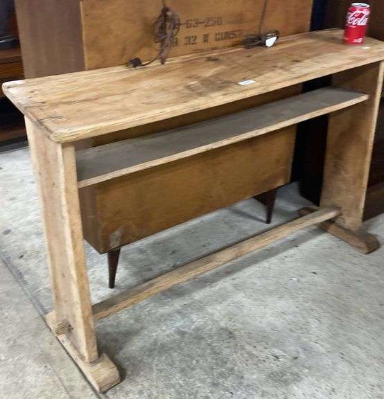 Antique Primitive Schoolhouse Desk - Dixon's Auction at Crumpton
