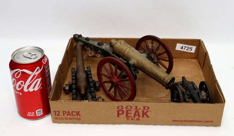 3 Vintage Cannon Models - Dixon's Auction at Crumpton