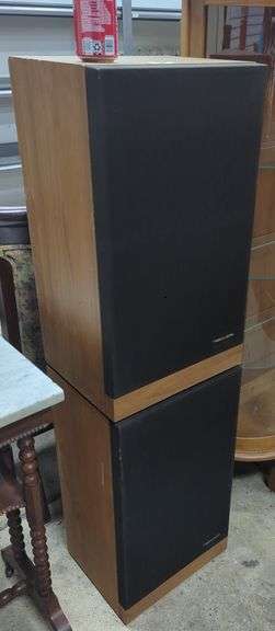Pair Realistic MCM Speakers - Dixon's Auction at Crumpton