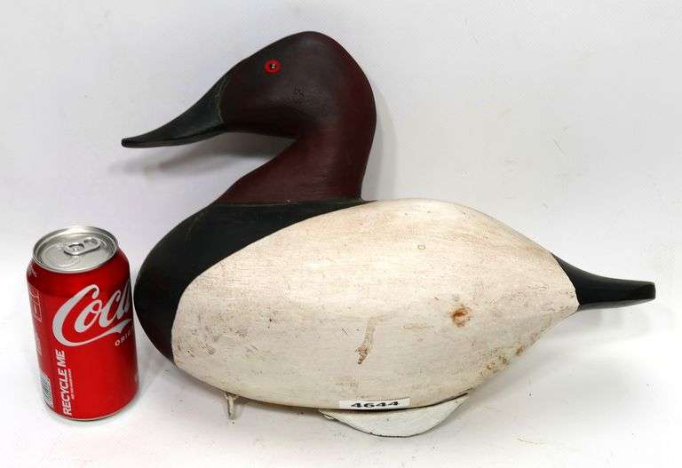 Robert Holbrook Canvasback Duck Decoy - Dixon's Auction at Crumpton