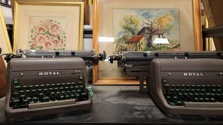 Lot Vintage Royal Typewriters, Framed Paintings & Prints - Dixon's ...