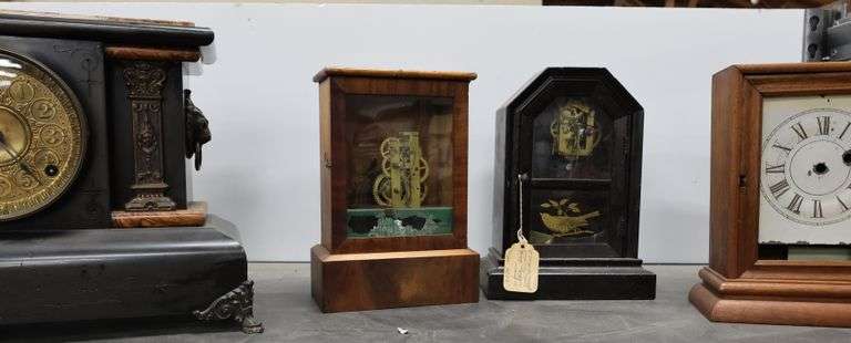 Lot Vintage / Antique Clocks (Some As-Is) - Dixon's Auction at Crumpton