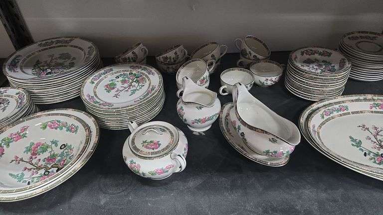Collection of Indian Tree China Dishes - Dixon's Auction at Crumpton