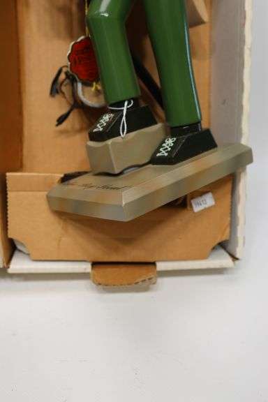 Steinbach S899 Boy Scout Nutcracker - Dixon's Auction at Crumpton