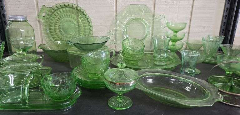 Lot of Vintage Green Depression Glass Dishes - Dixon's Auction at Crumpton