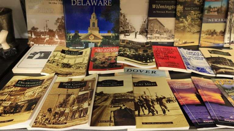 Lot of Books on the History of Delaware - Dixon's Auction at Crumpton