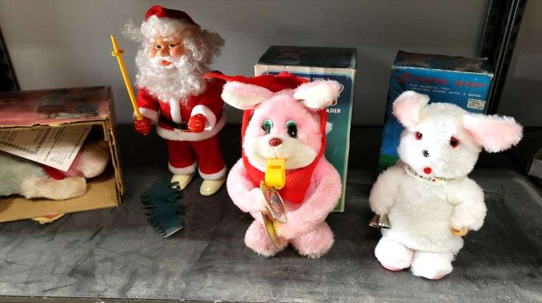 Vintage Battery Operated Toys - Dixon's Auction at Crumpton