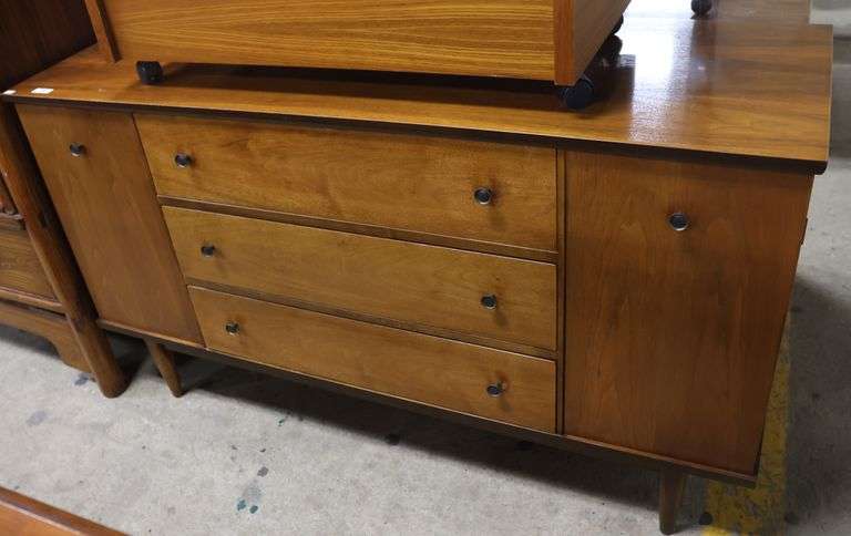 MCM Walnut Credenza Dresser - Dixon's Auction at Crumpton