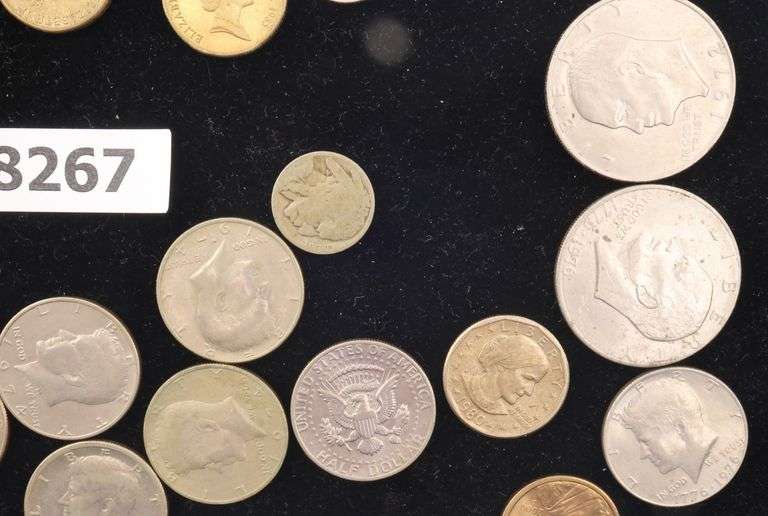 Group of U.S Type Coins - Dixon's Auction at Crumpton
