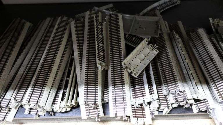 Lot of Vintage Model Railroad Train Track - Dixon's Auction at Crumpton