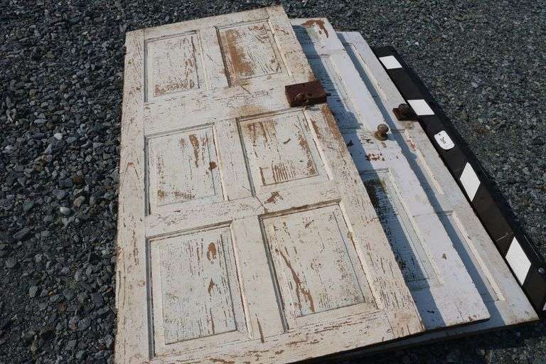 *NO STORAGE* Architectural Salvage Doors - Dixon's Auction at Crumpton